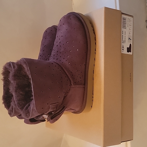 UGG | Shoes | Ugg Star Girl Sparkling Boot Burgundy In Color | Poshmark
